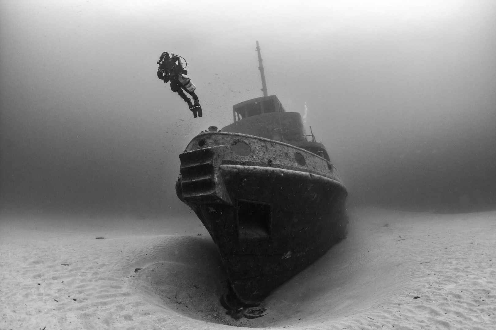 65m TEC DIVE PACKAGE MIN 6 PERSONS | maltaqua.com